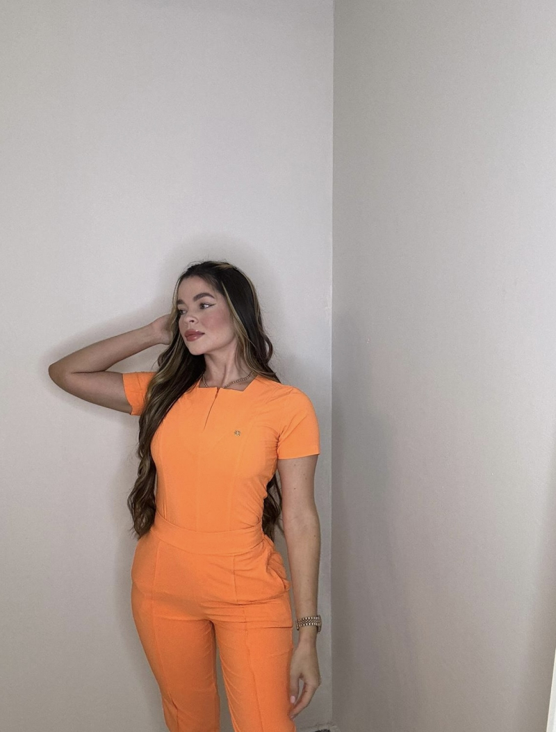 Magic Uniforms - Uniformes Puerto Rico | Uniformes de enfermería ...